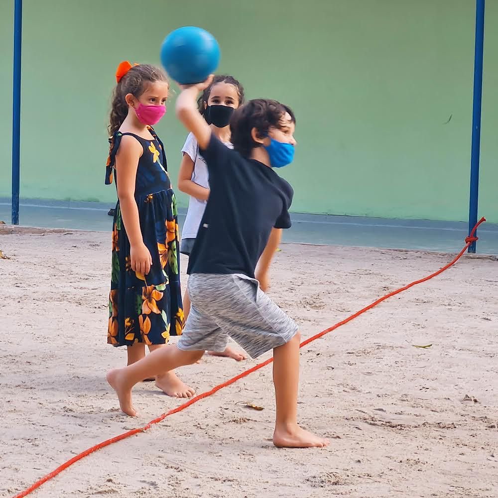 Diversão, alegria e movimento: Tempo Complementar do Colégio Apoio